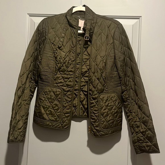 Banana Republic | Jackets & Coats | Banana Republic Green Quilted Jacket | Poshmark